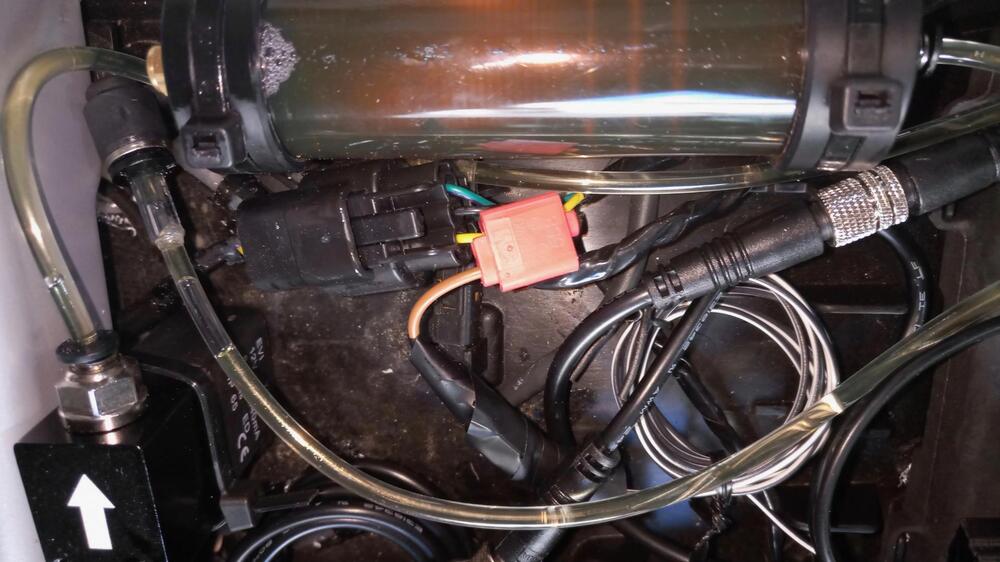 Berotech Mofessor Automatisches Kettenschmiersystem - Technik Tiger 900 ...